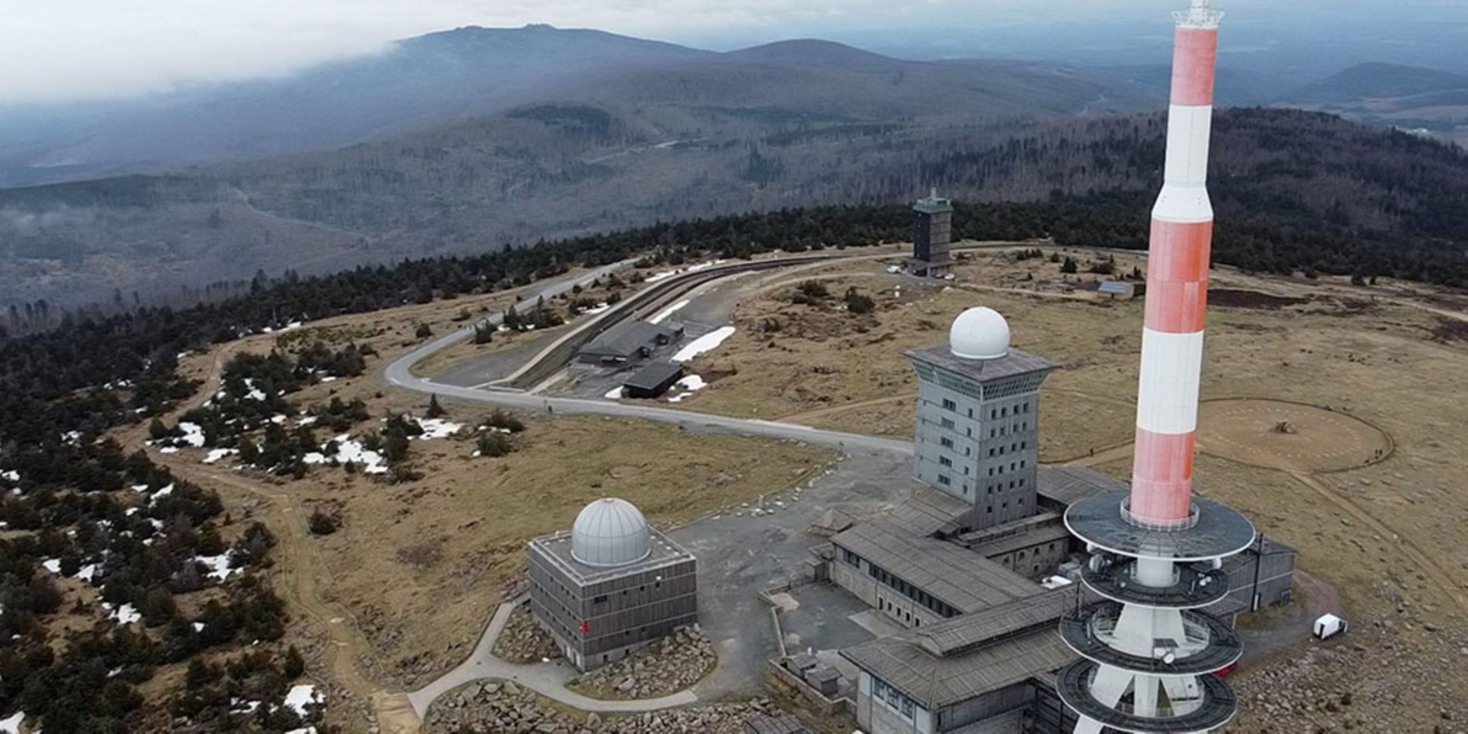 Glasfaser für den Gipfel: Ein Brocken Arbeit | Deutsche Telekom