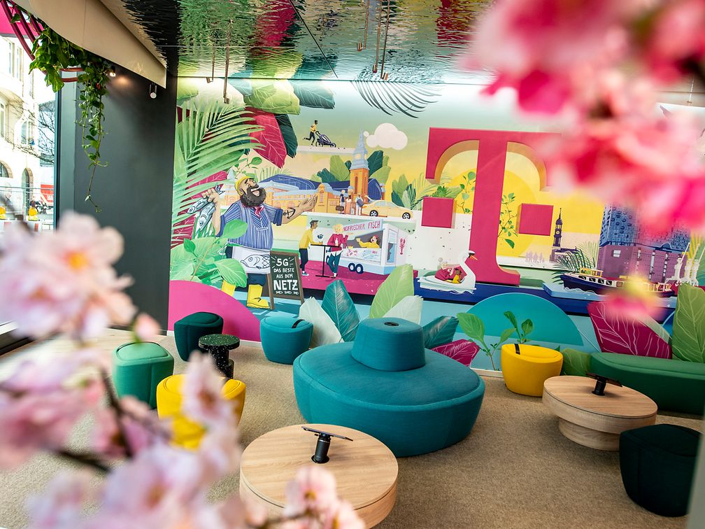 Europas größter Telekom Shop in Hamburg eröffnet | Deutsche Telekom