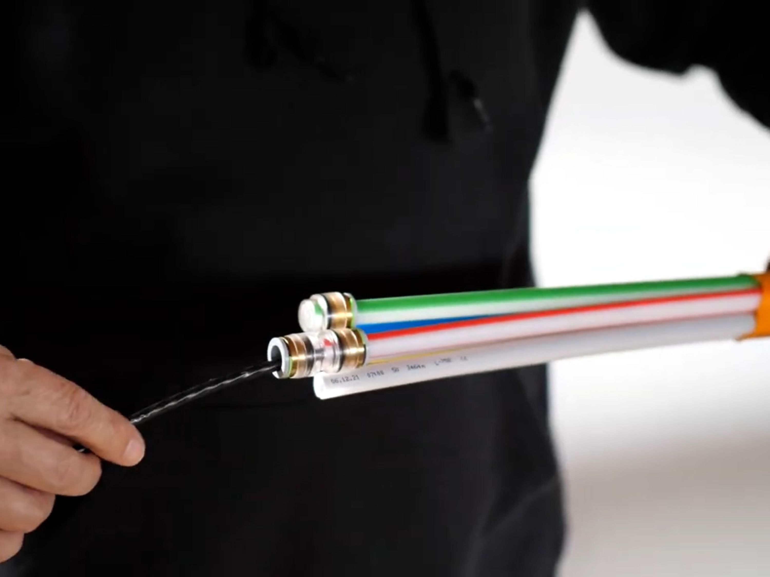 Hallo Telekom, wie kommt das Internet zu mir nach Hause? | Deutsche Telekom