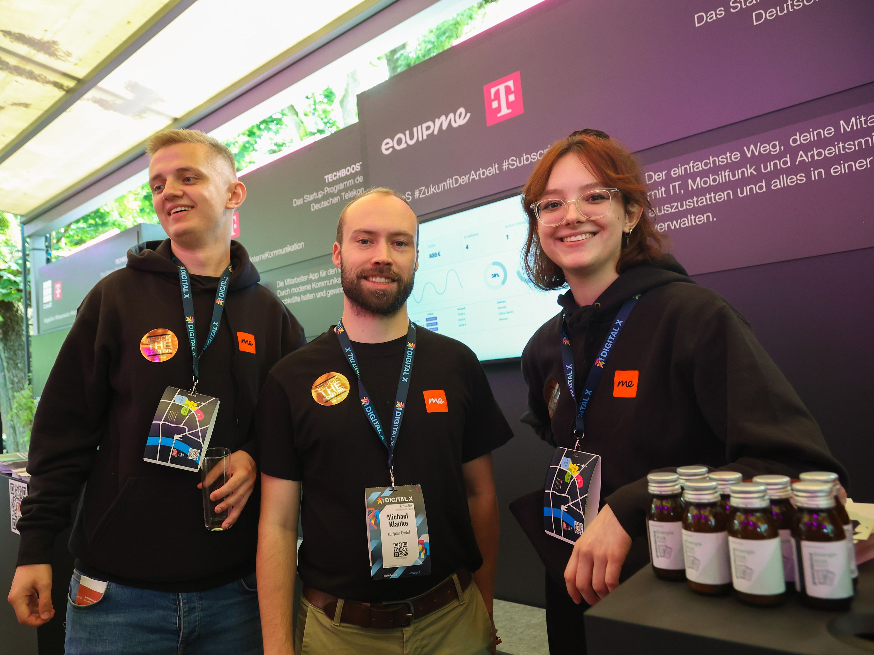 "Stay human": A stroll across the Digital X | Deutsche Telekom