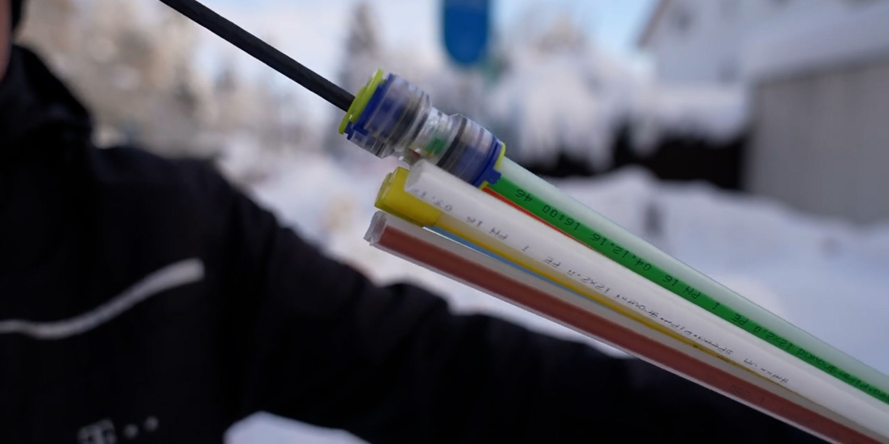 Winternet: Was macht der Glasfaserausbau, wenn’s schneit? | Deutsche ...