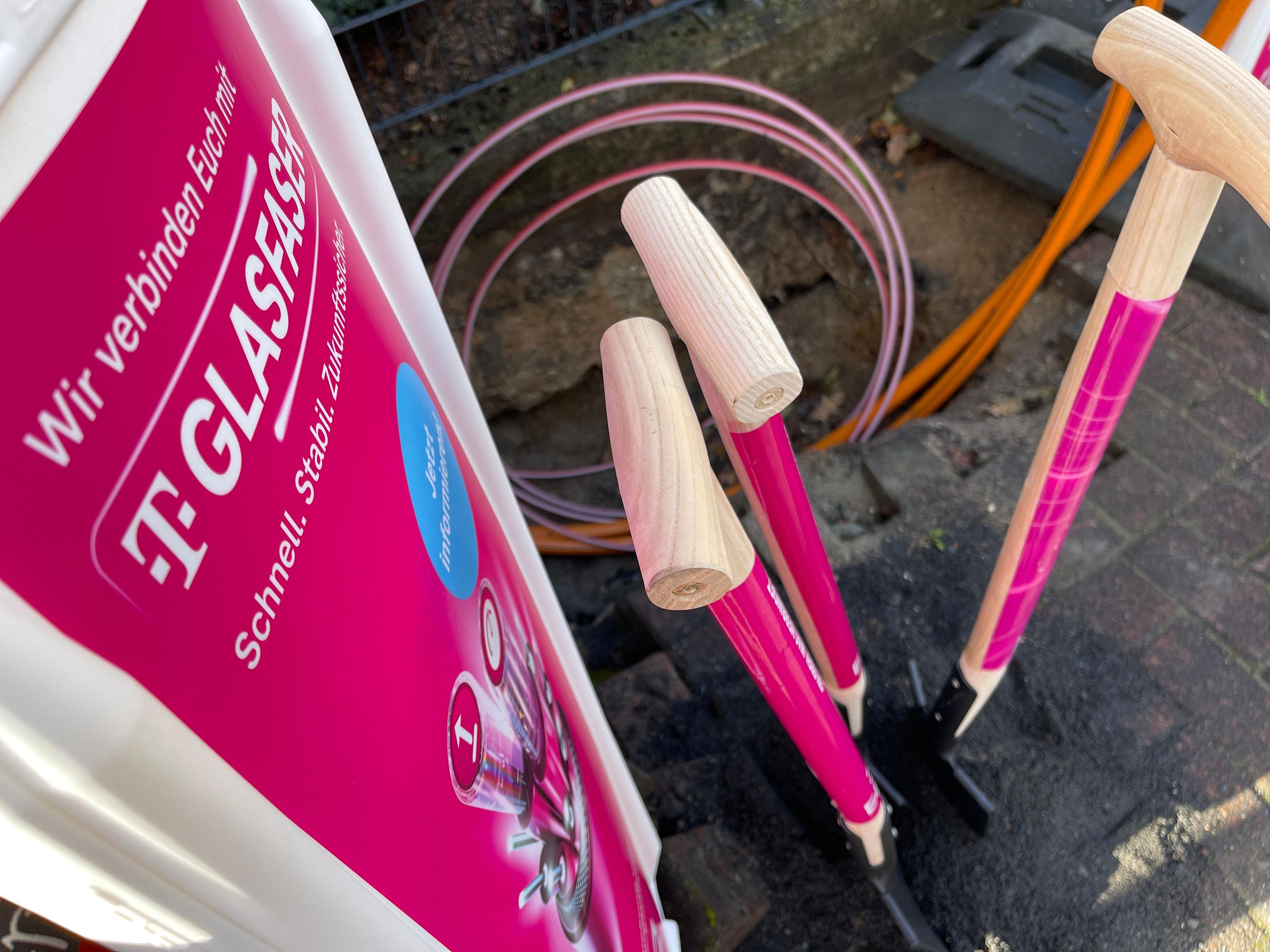 8,2 MillionenHaushalte können einen Glasfaser-Tarif buchen | Deutsche ...