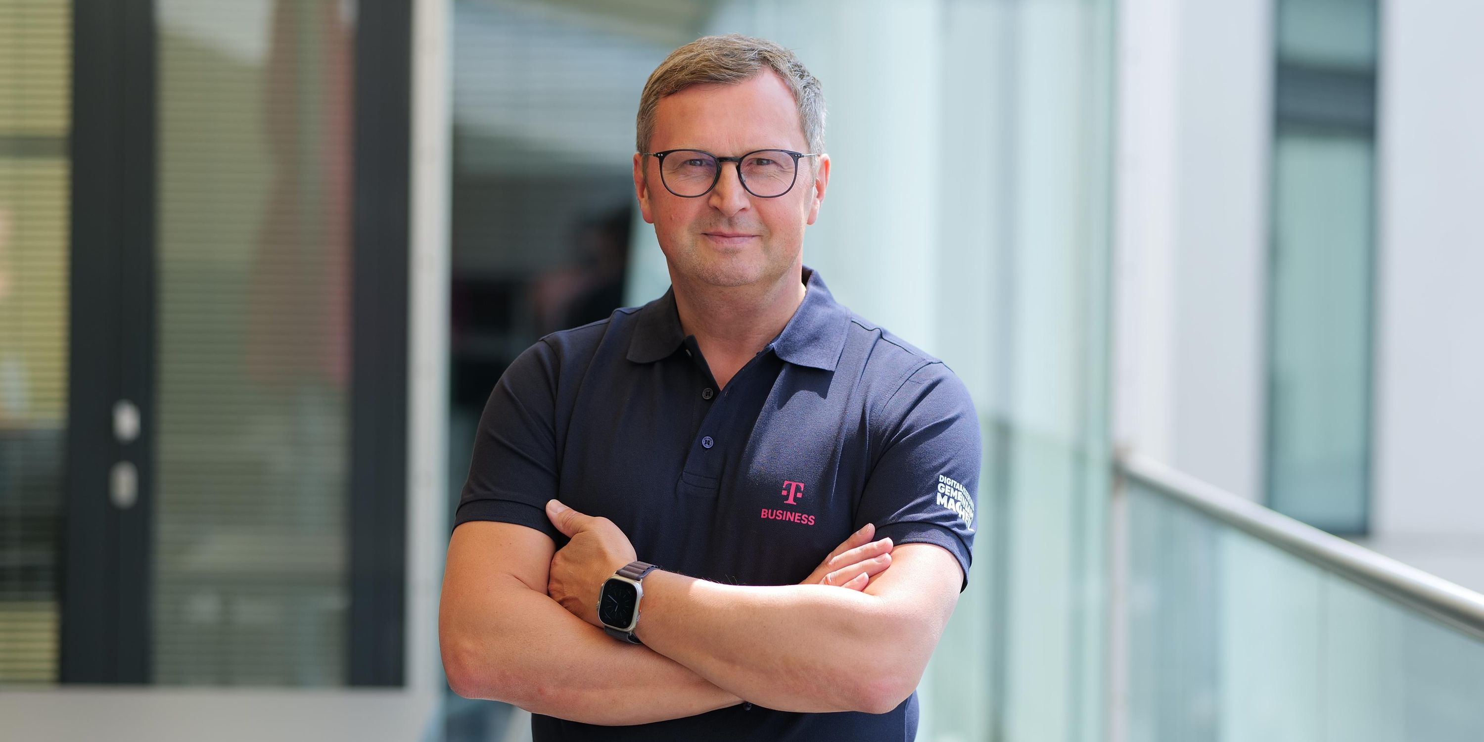 Administration 2.0 - With digitization and AI on the way to "digital gold". | Deutsche Telekom