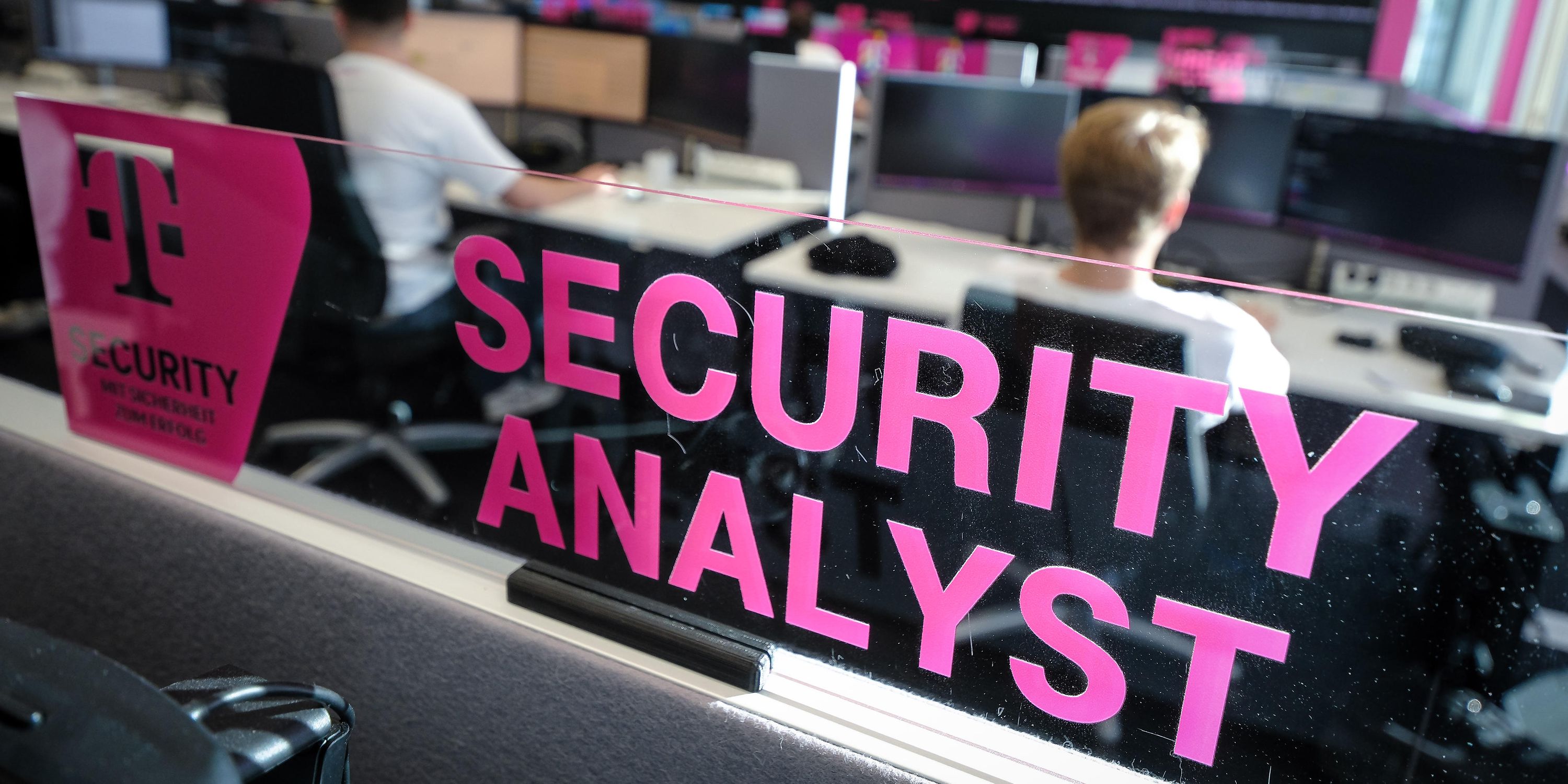 Tense cyber situation: Telekom expands protection center | Deutsche Telekom