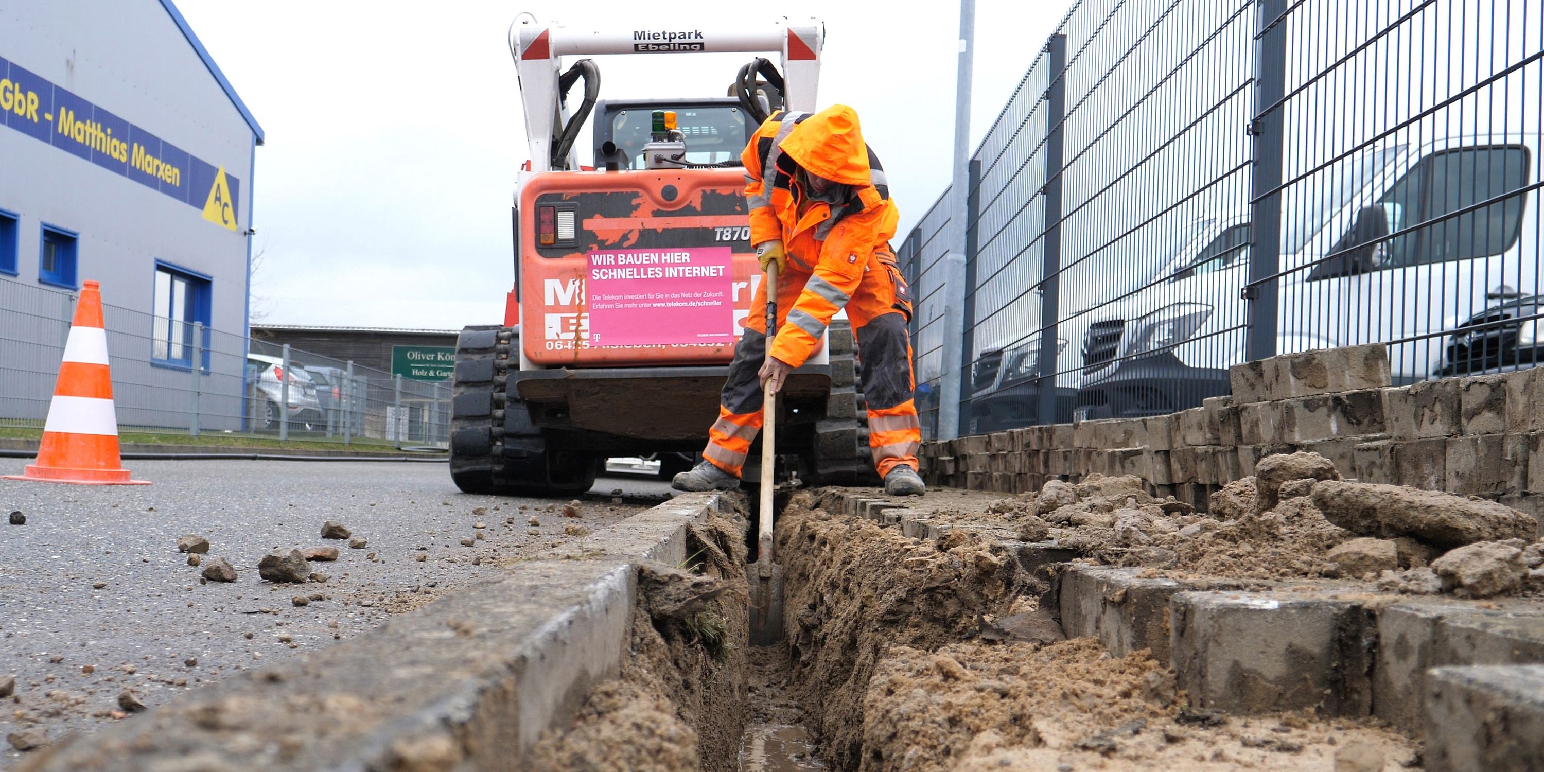 Starker Start ins Glasfaserausbau-Jahr 2025 | Deutsche Telekom