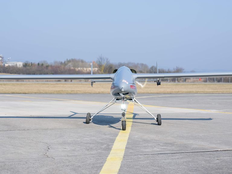 Deutsche Telekom uses drone as flying base station for temporary ...