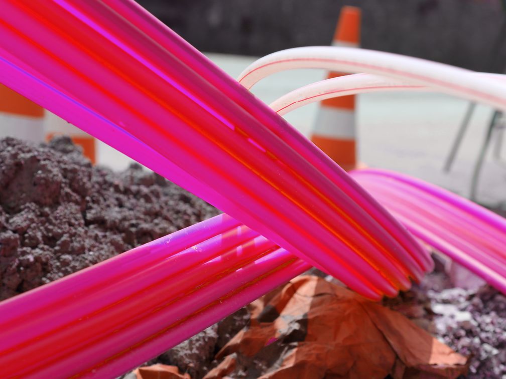 Fiber-optic connections: From FTTC to FTTH | Deutsche Telekom