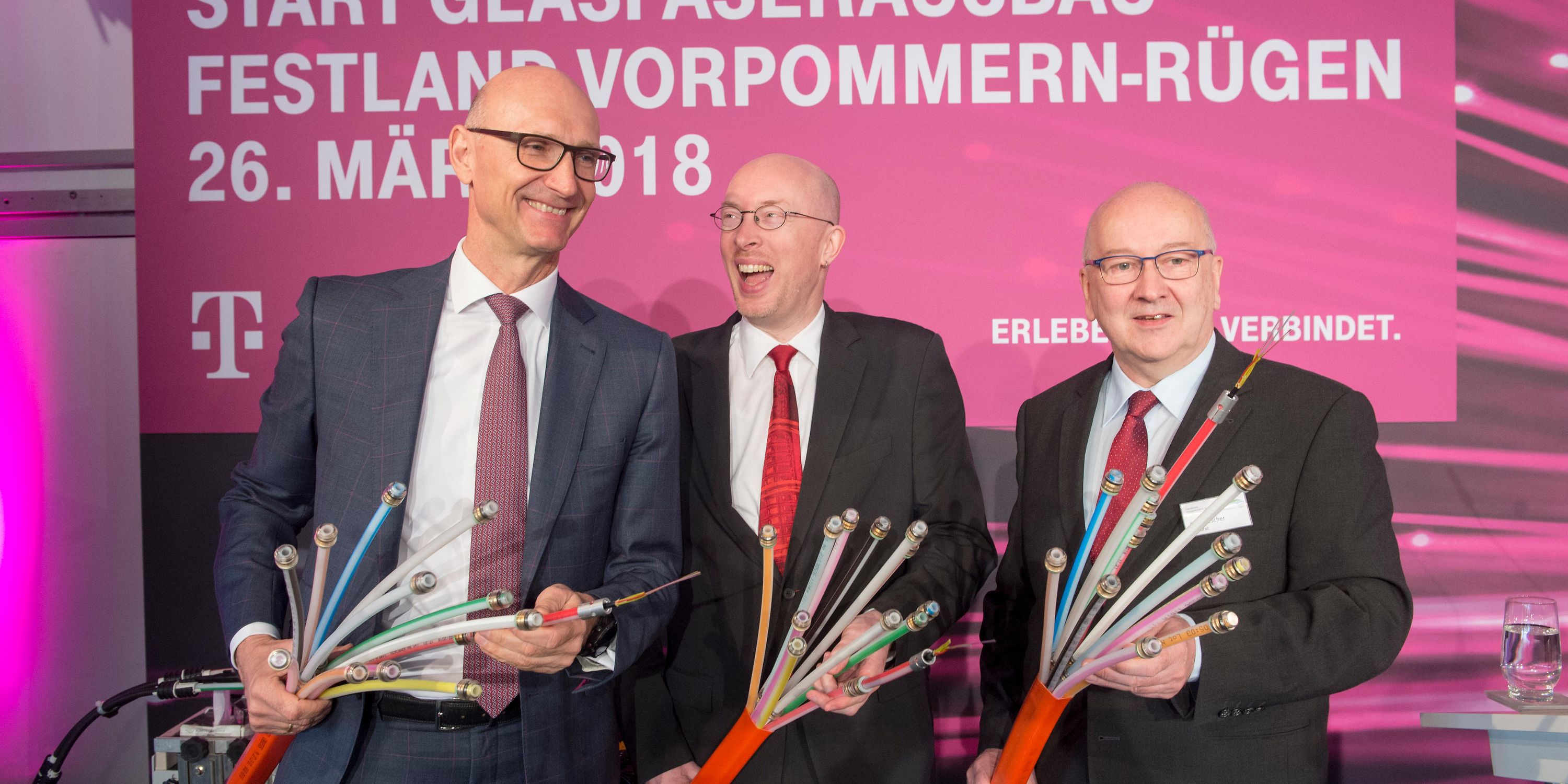 Media information: Germany's biggest fiber-optic project launched ...
