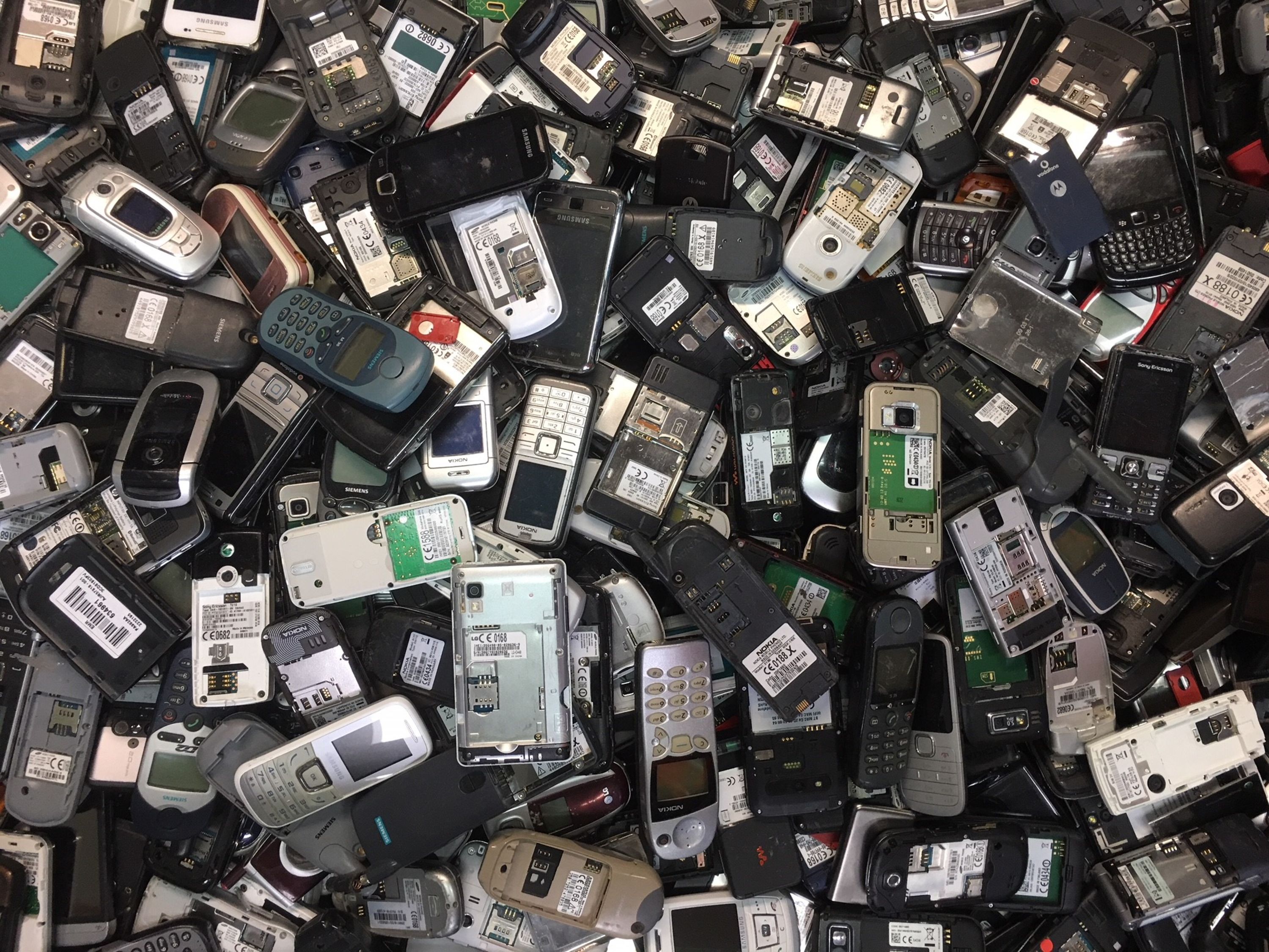 Second Handy - so kann jeder alte Smartphones recyclen | Deutsche Telekom